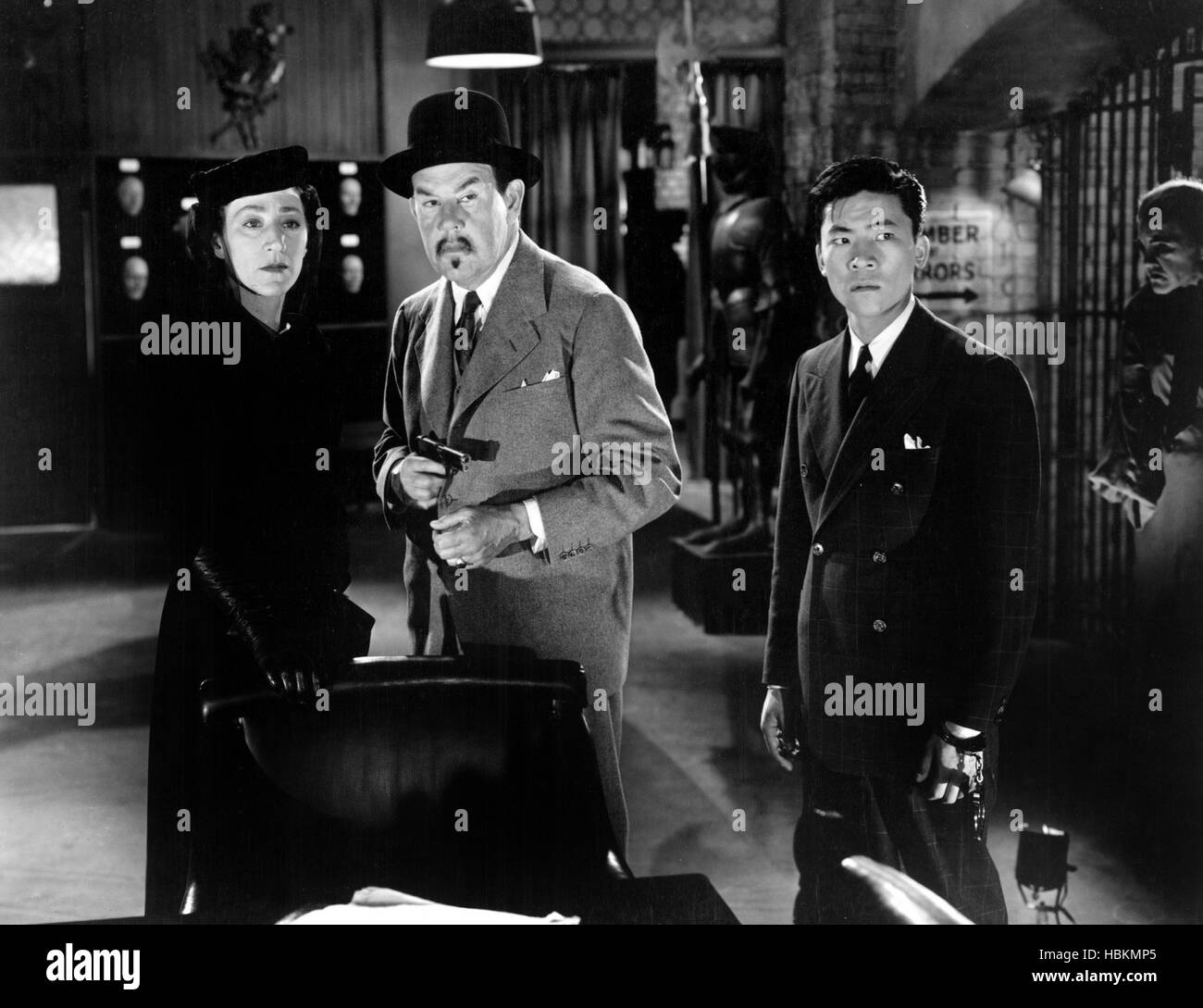 CHARLIE CHAN À L'Wax Museum, Sidney Toler, Sen Yung, 1940, TM et ...