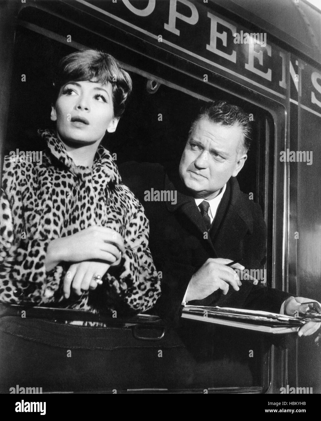 Fissure dans le miroir, Juliette Greco, Orson Welles, 1960, (c) 20th ...