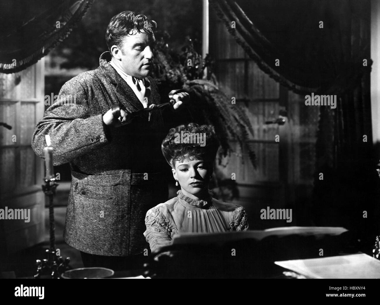 HANGOVER SQUARE, Laird Cregar, Faye Marlowe, 1945, TM et copyright (c ...