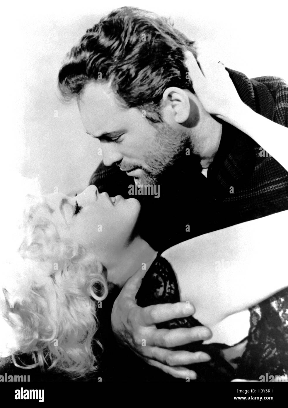 Il faut un voleur, (alias LE DÉFI), de gauche, Jayne Mansfield, Carl ...