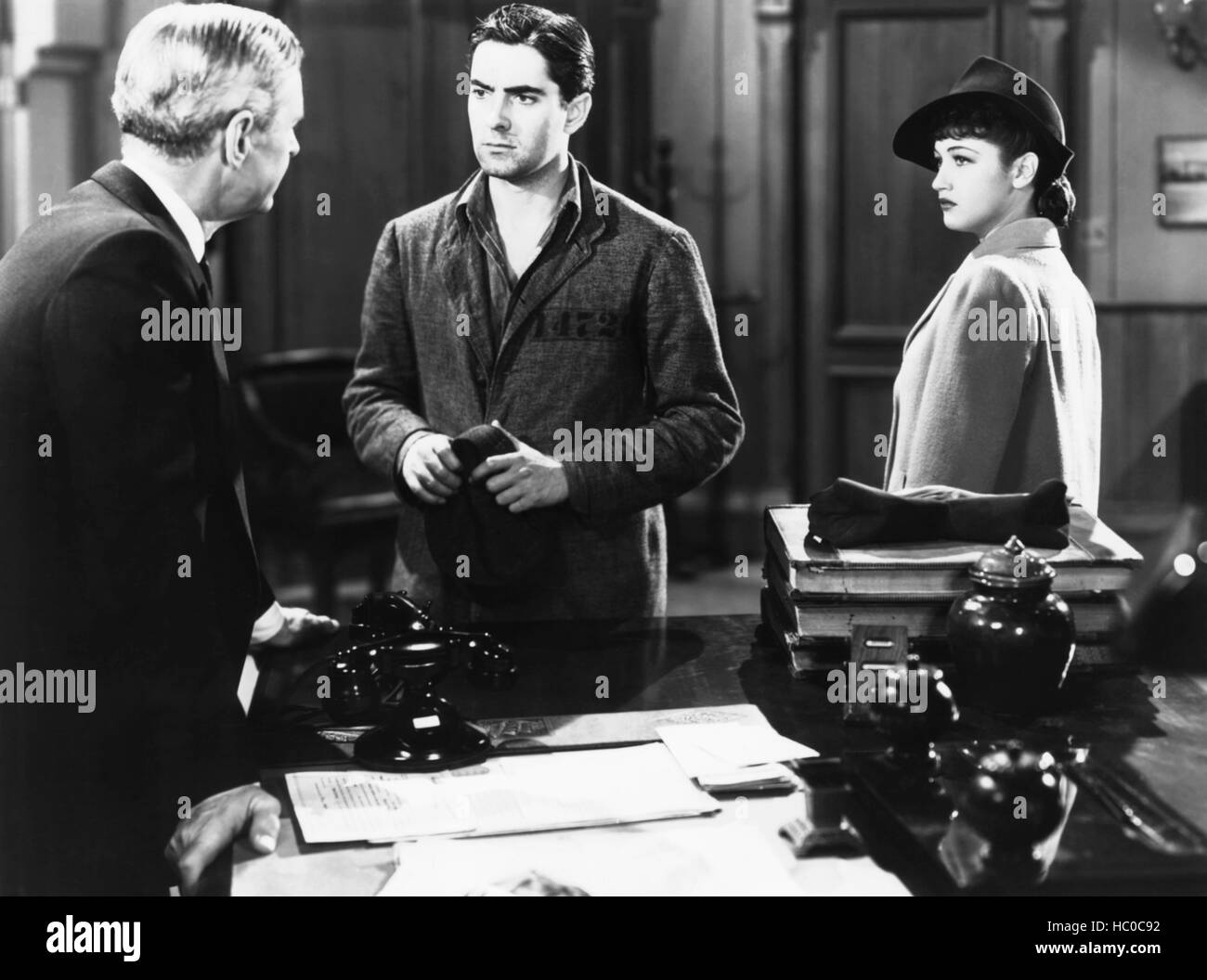 JOHNNY APOLLO, à partir de la gauche : Selmer Jackson, Tyrone Power ...