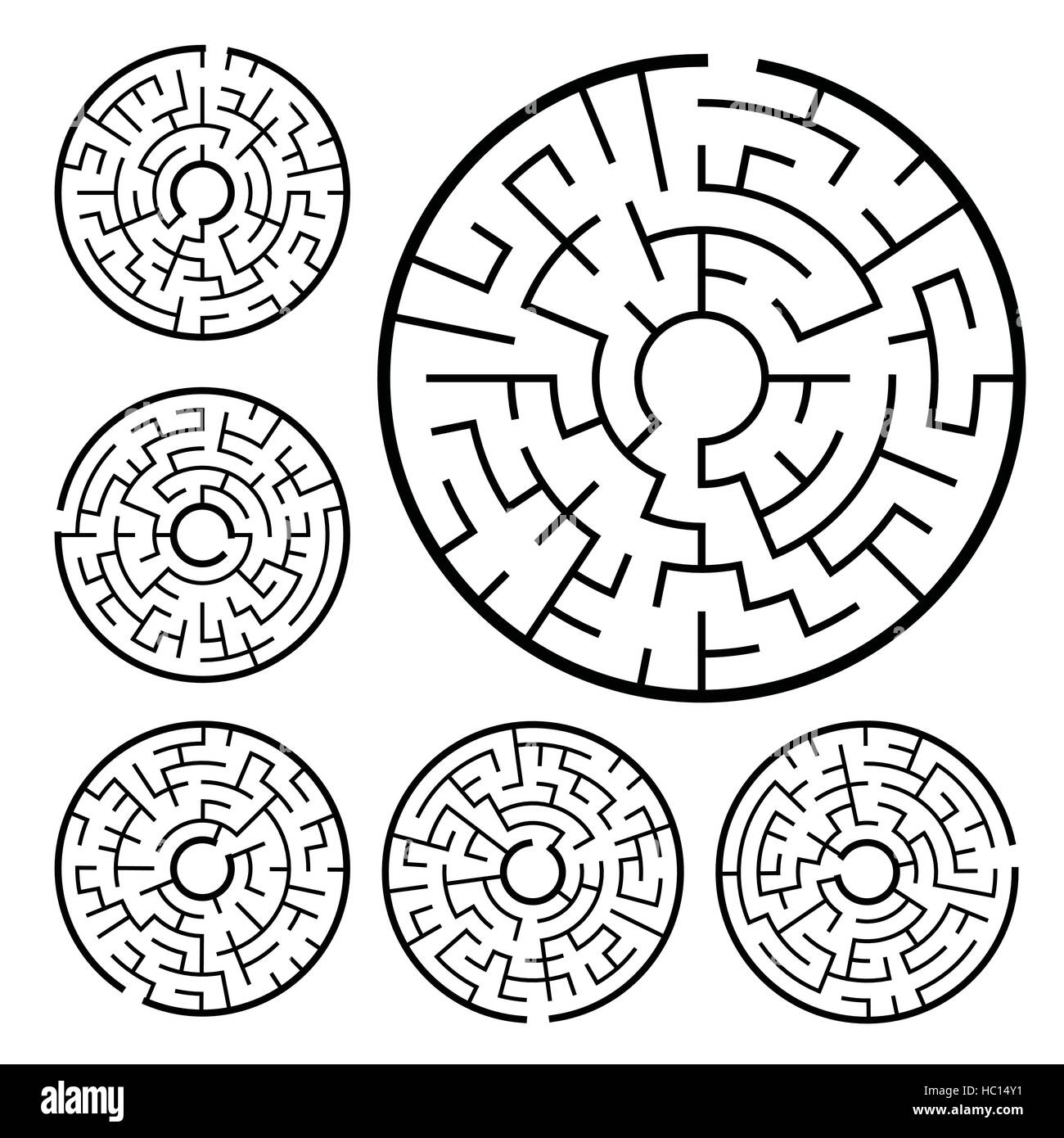 Jeu de labyrinthe circulaire isolé sur fond blanc Image Vectorielle ...