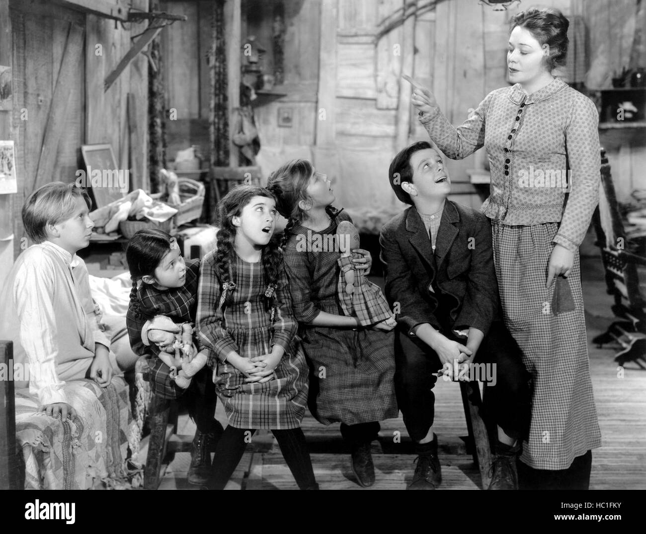 Mme. WIGGS DU CABBAGE PATCH, George Breakston, Virginia Weidler, Edith ...