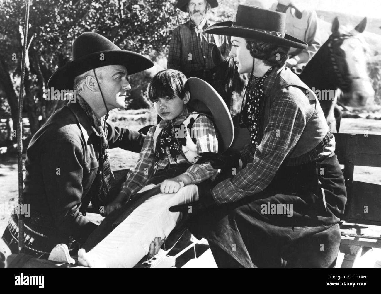 RENEGADE TRAIL, William Boyd, Sonny Bupp, Gabby Hayes, Charlotte ...