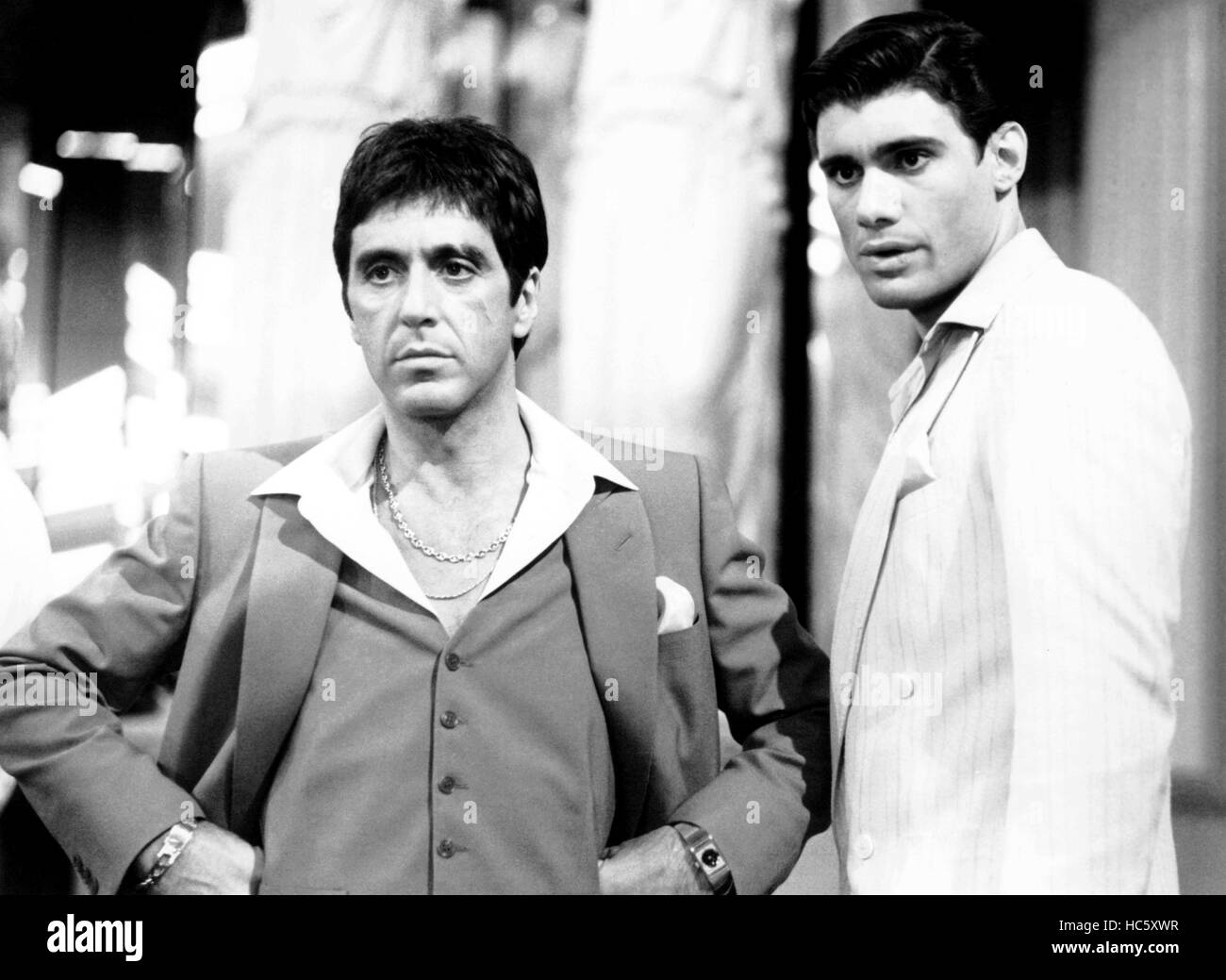 Steven bauer and scarface Banque d'images noir et blanc - Alamy