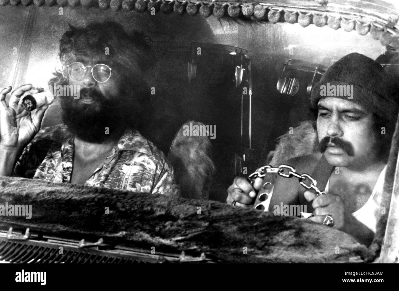 En fumée (aka CHEECH ET CHONG en fumée), Tommy Chong, Cheech Marin ...