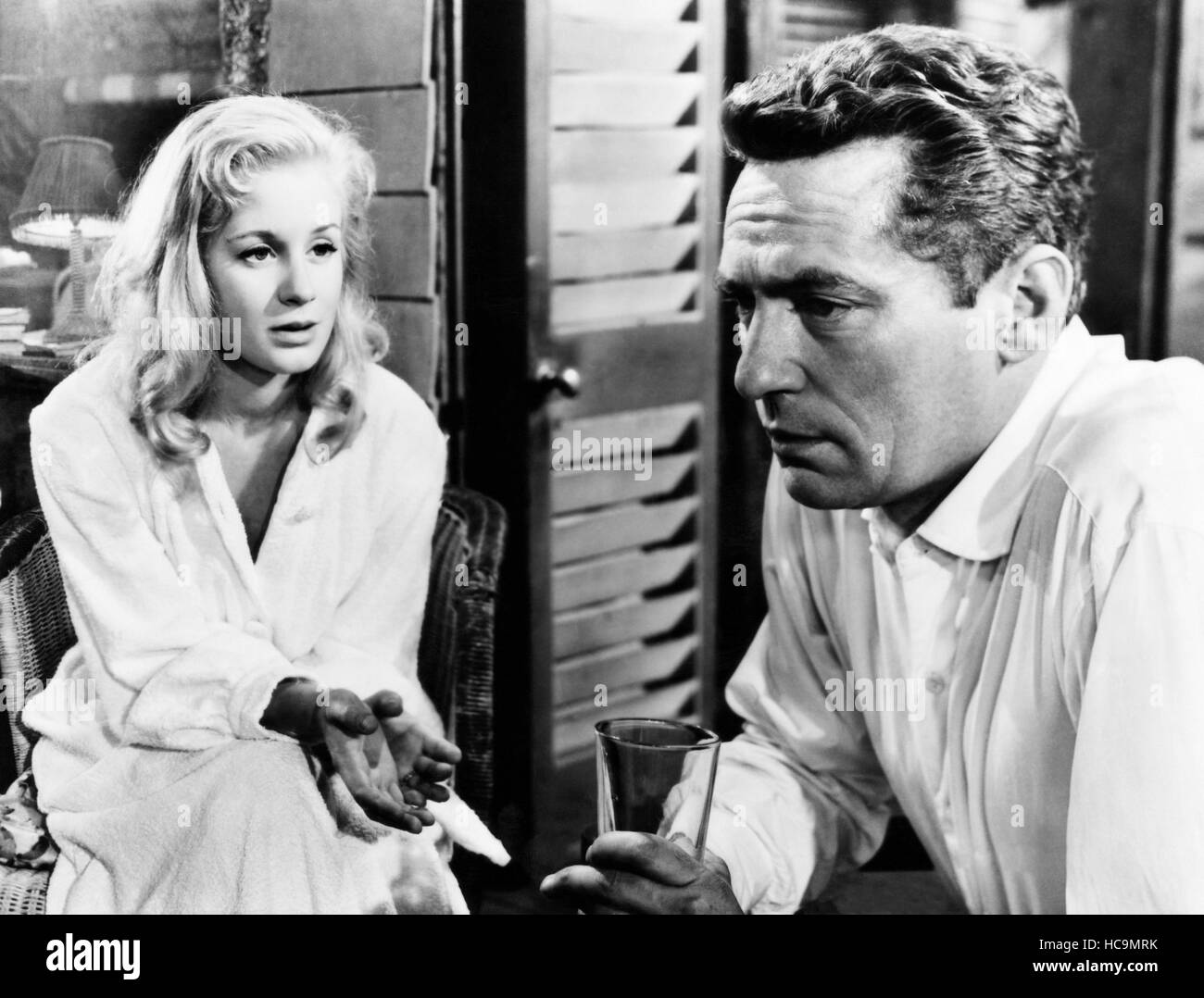 WINDOM'S WAY, Mary Ure, Peter Finch, 1957 Photo Stock - Alamy