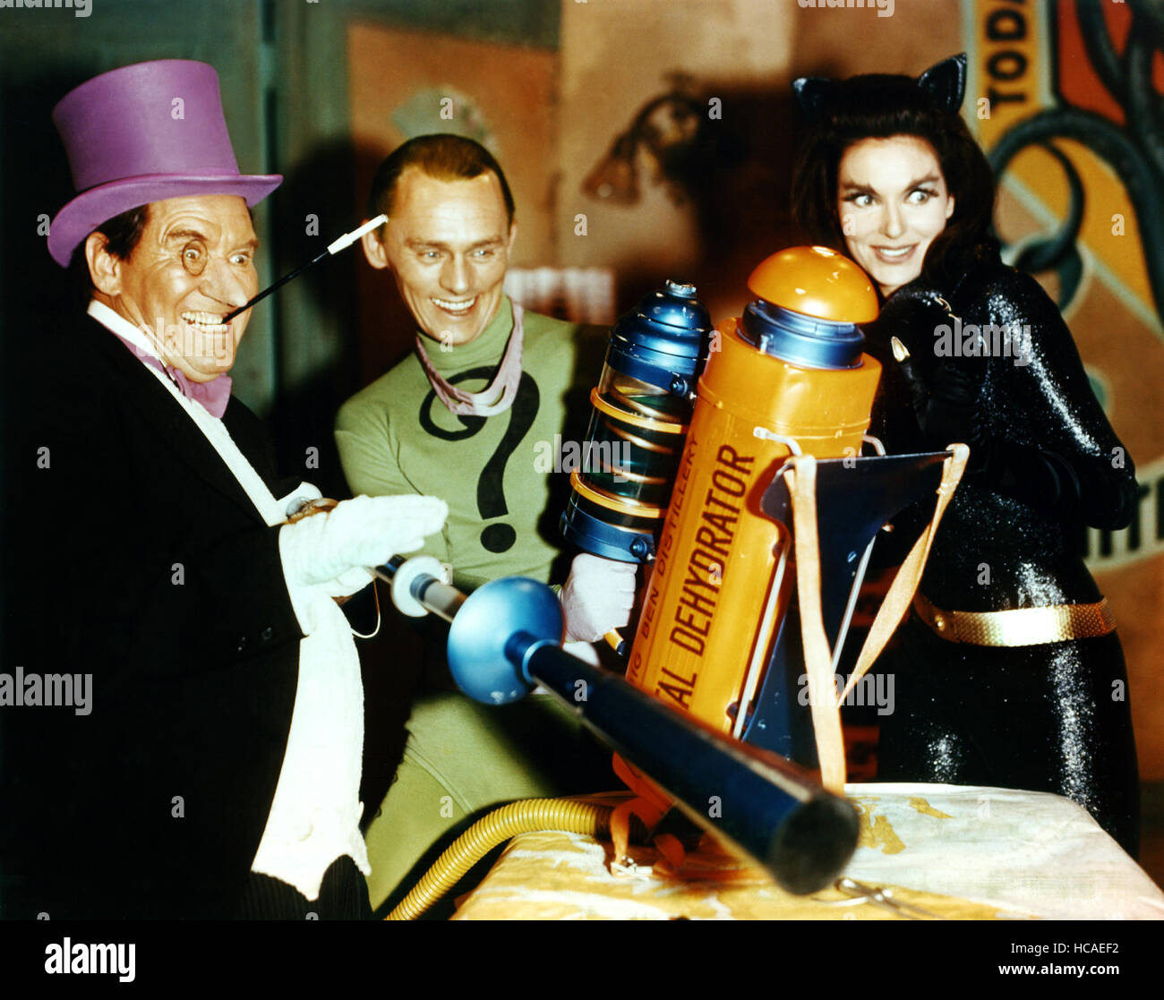 BATMAN, (alias Batman : The Movie), Burgess Meredith, Frank Gorshin ...
