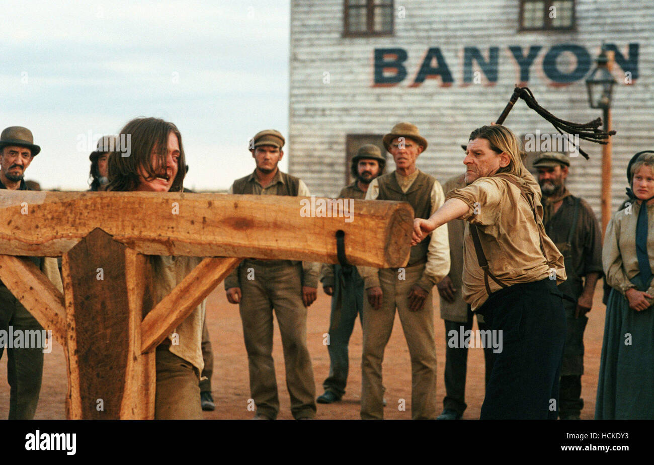 La proposition, du premier plan à gauche : Tom Budge, 2005. ©First Look ...