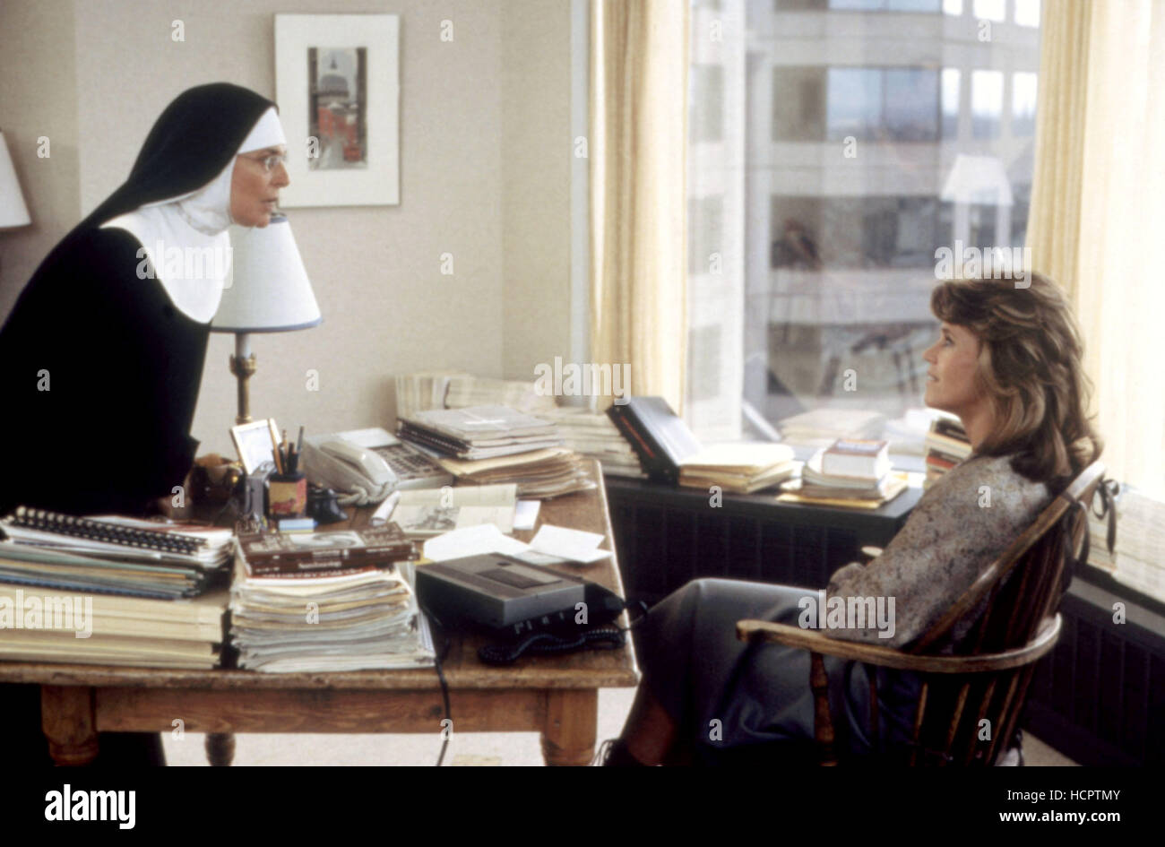 Agnes de dieu 1985 anne bancroft Banque de photographies et d’images à ...