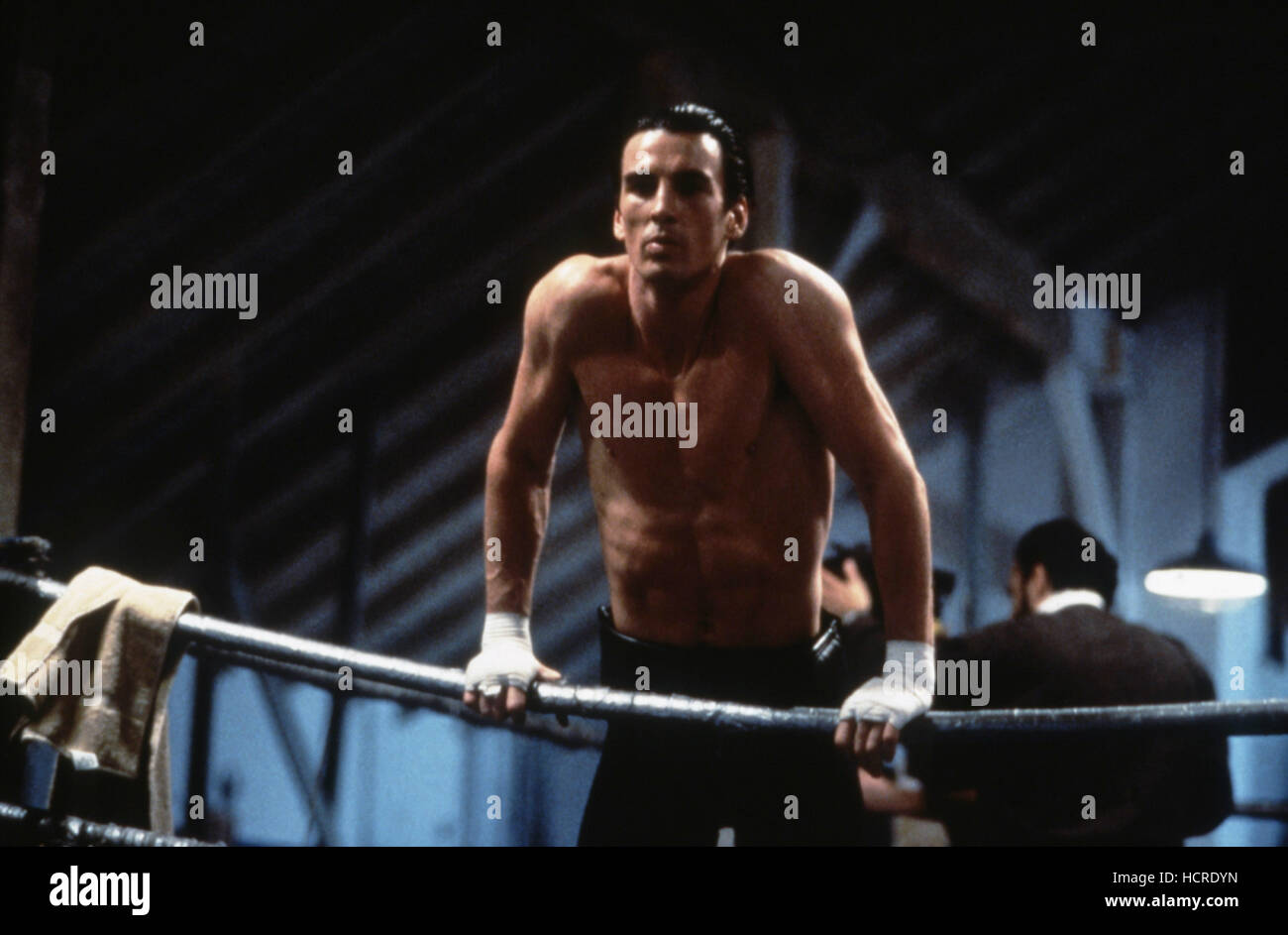 DEAD CONNECTION, (aka LIGHTS OUT, aka combinaison finale), Gary Stretch, 1994, © Polygram Filmed ...