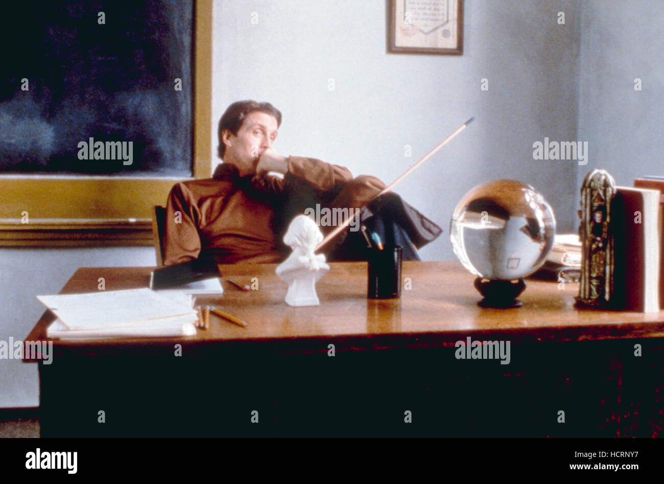 La guerre du chocolat, John Glover, 1988. (C) MCEG Productions/ Everett ...