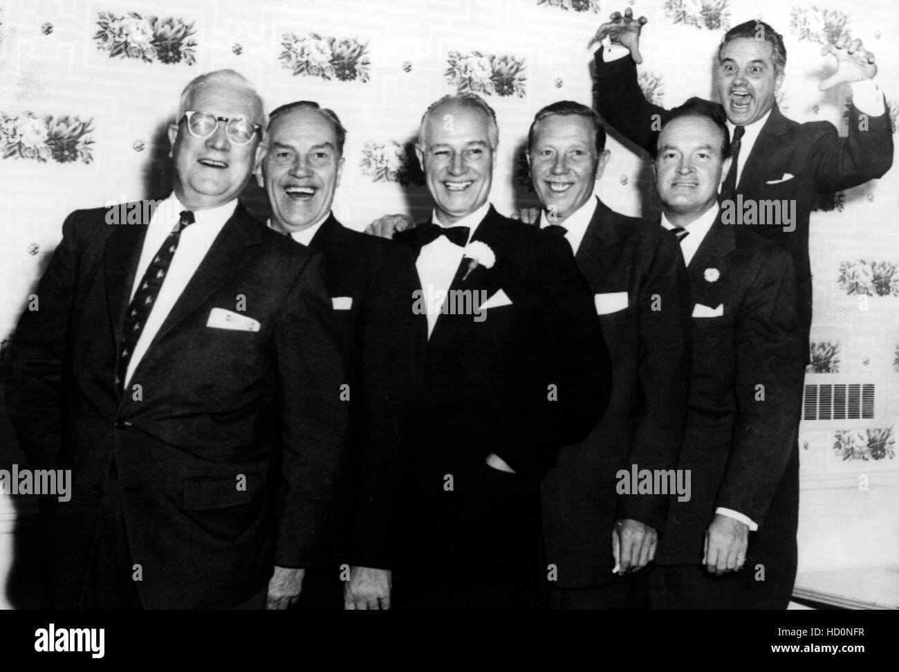 Bob Hope (deuxième à droite) avec ses frères à partir de la l-r : Ivor ...