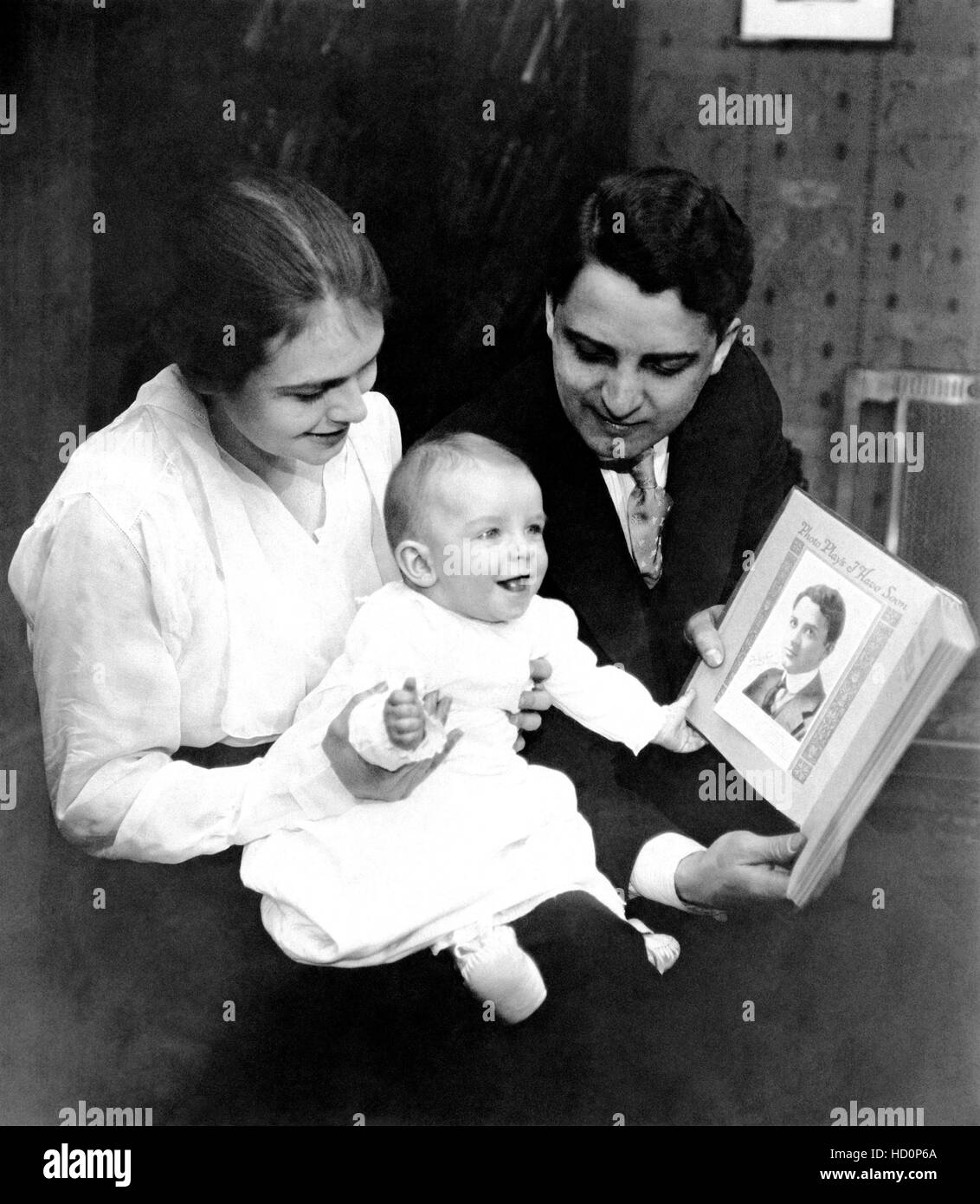 Bryant Washburn, avec sa première épouse, l'actrice Mabel Forrest, et ...