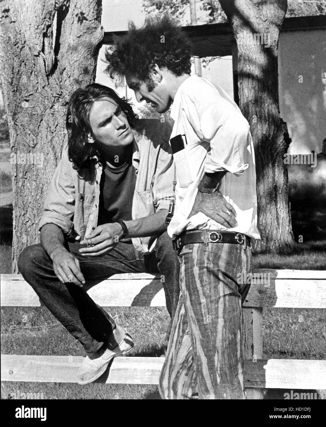 Les diverses routes à deux voies, James Taylor et directeur Monte ...