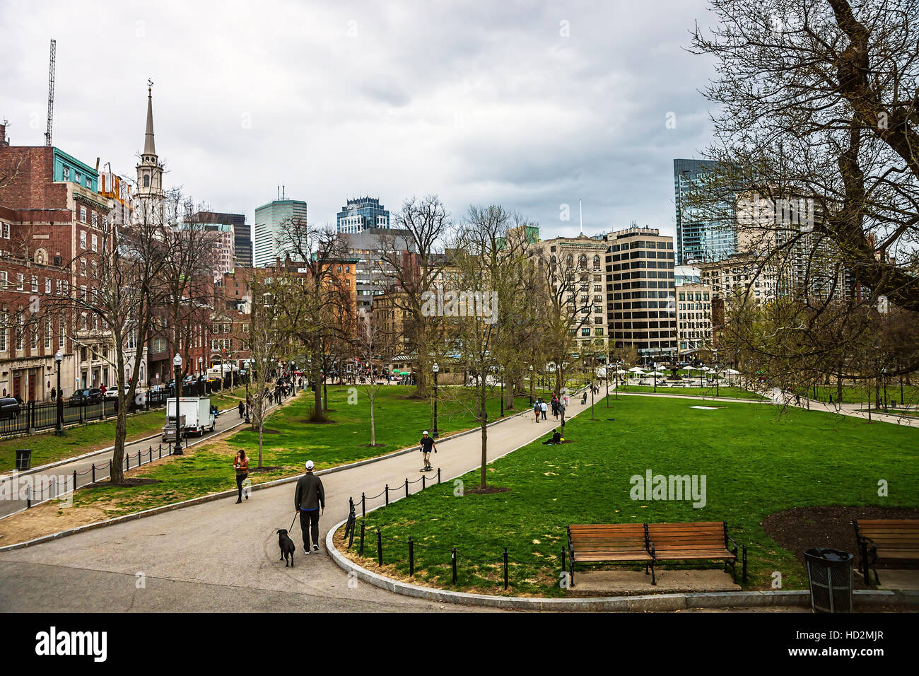 L'Église et de la rue du parc Boston Common parc public dans le centre ...