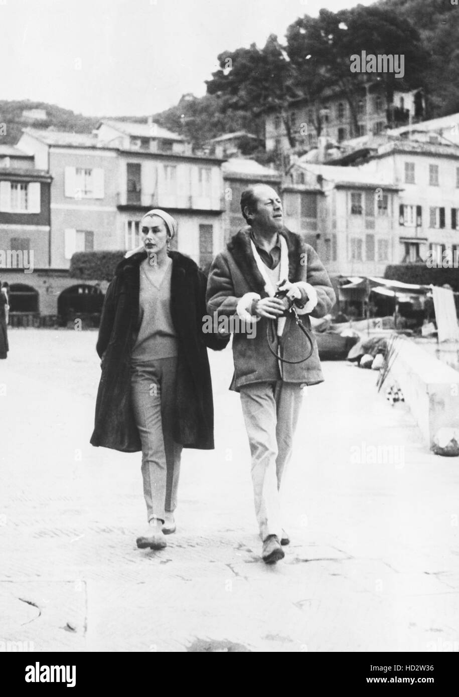De gauche, Kay Kendall, Rex Harrison, en vacances à Portofino, Italie ...