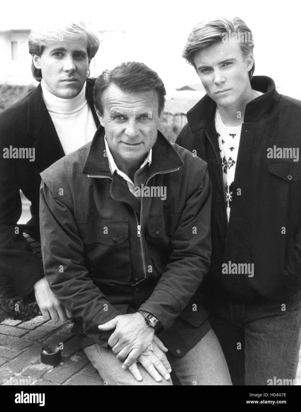 JESSE HAWKINS, de gauche à droite : Christian Conrad, Robert Conrad ...