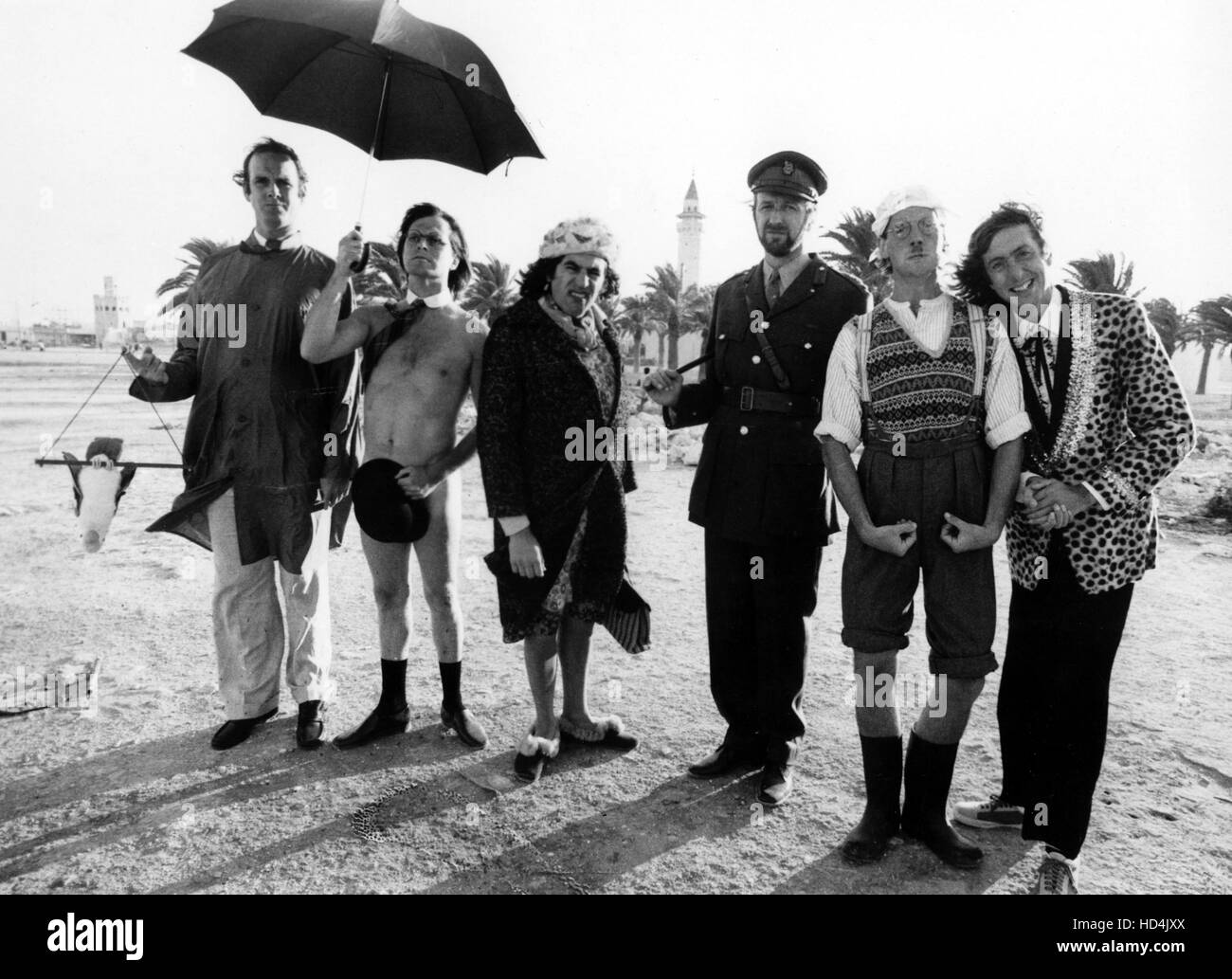 MONTY PYTHON'S FLYING CIRCUS, John Cleese, Terry Gilliam, Terry Jones ...