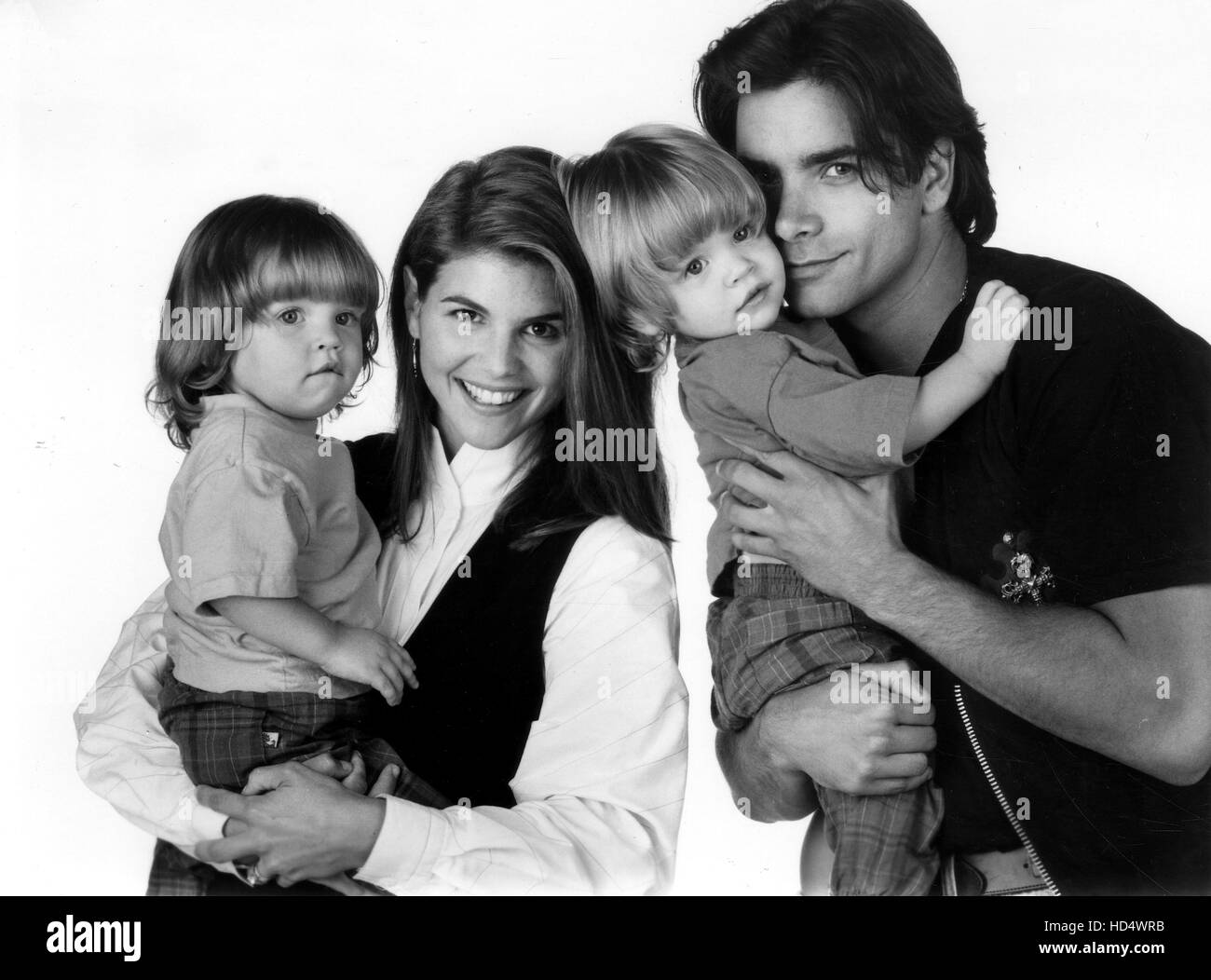 FULL HOUSE, (de gauche) : Blake Tuomy-Wilhoit, Lori Loughlin, Dylan ...