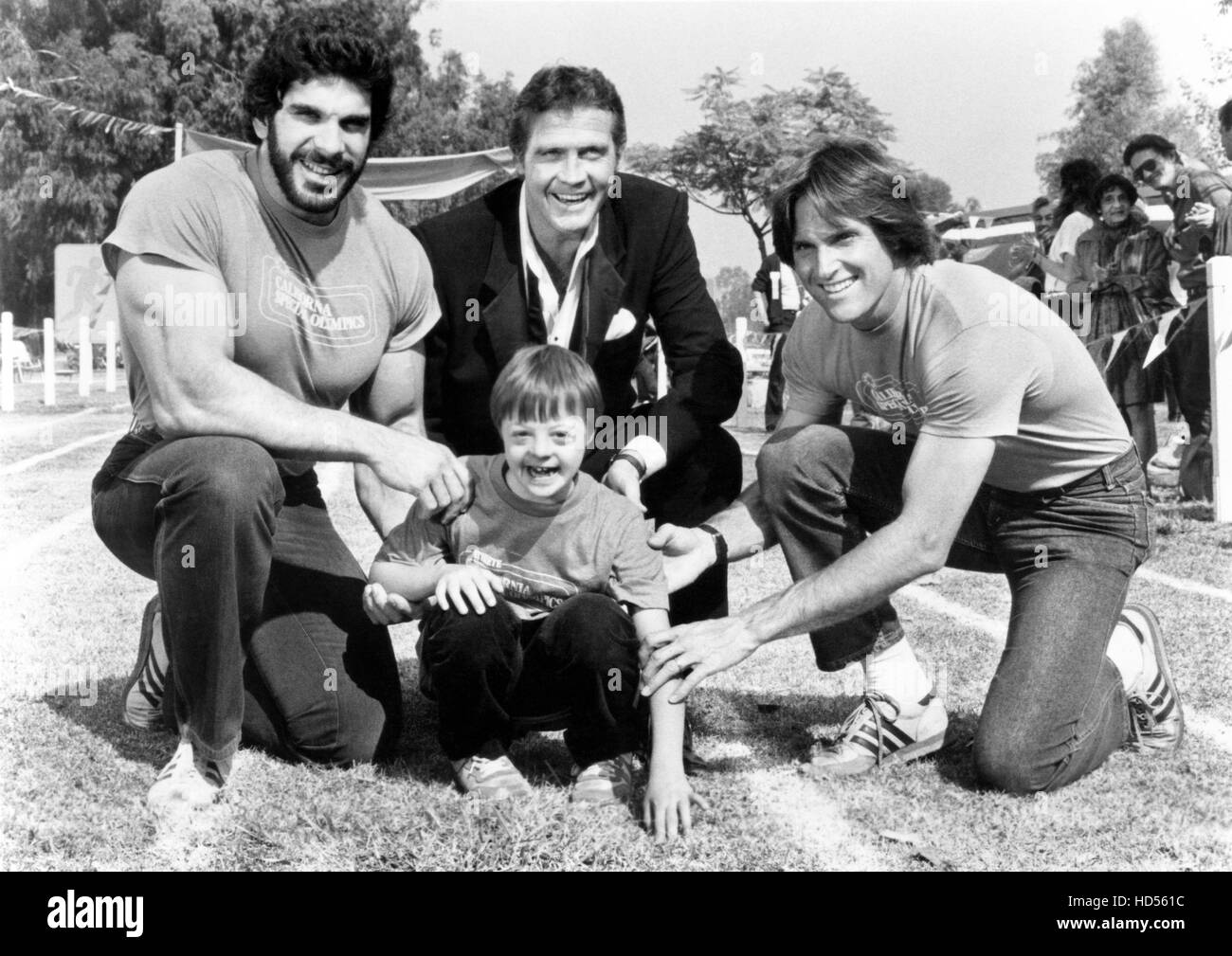 FALL GUY, (de gauche) : Lou Ferrigno, Lee Majors, Jason Kingsley, Bruce ...