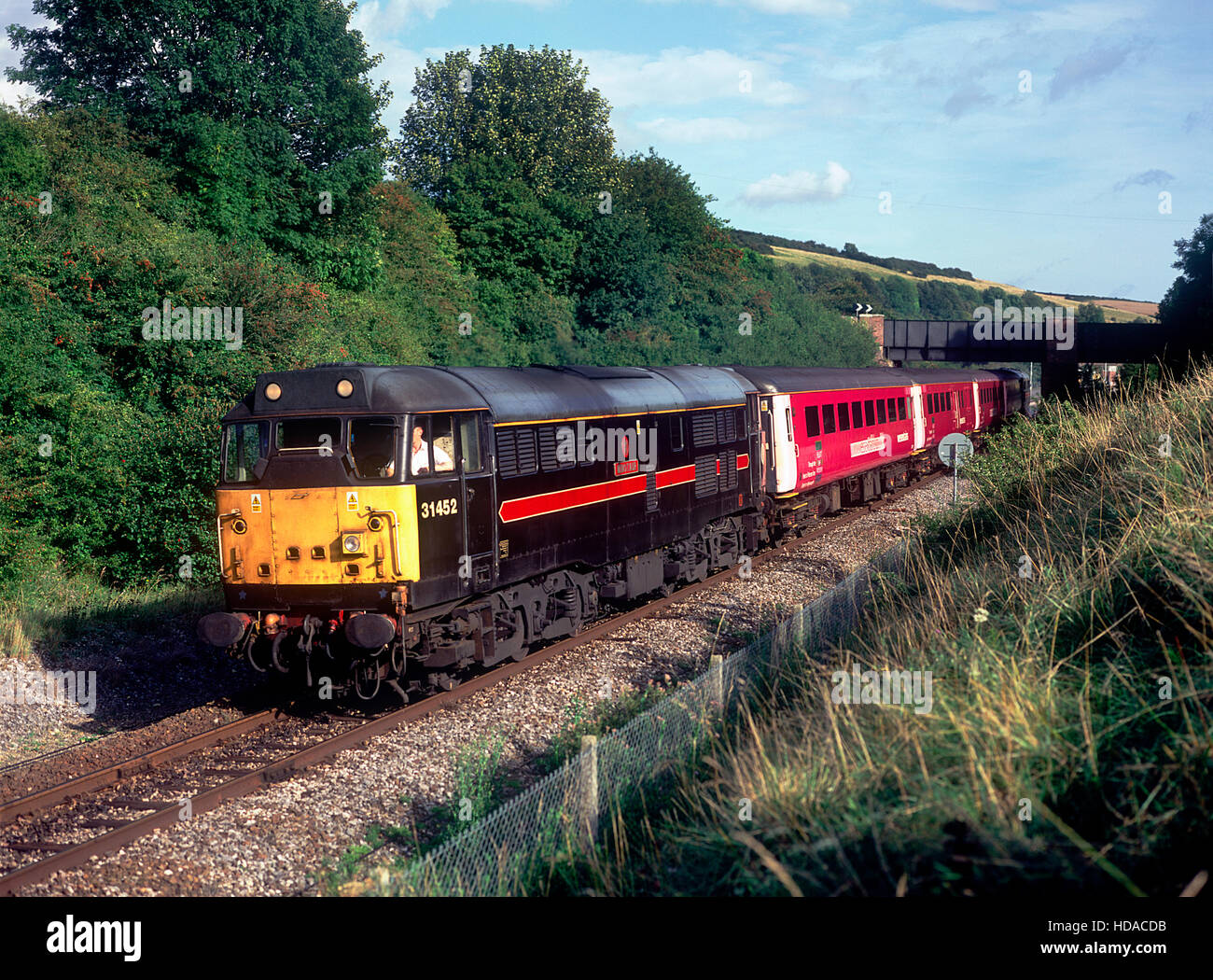 Loco hauled passenger train Banque de photographies et d’images à haute ...