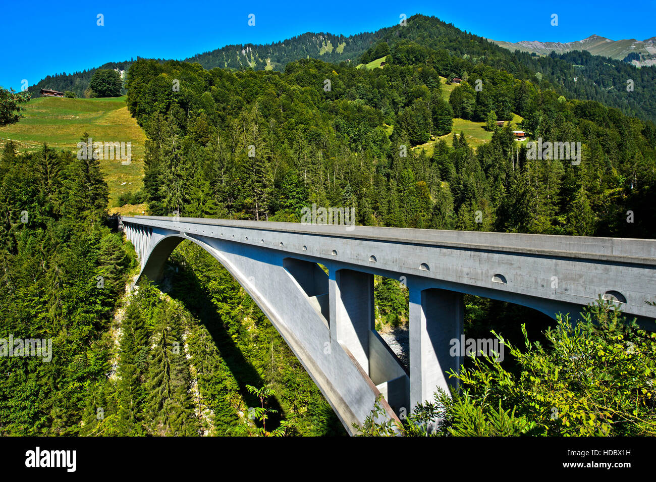 Switzerland grisons bridge Banque de photographies et d’images à haute ...