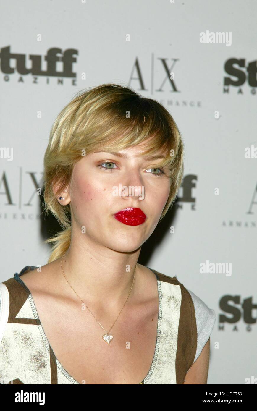 L'actrice scarlett johansson arrive Banque de photographies et d’images ...