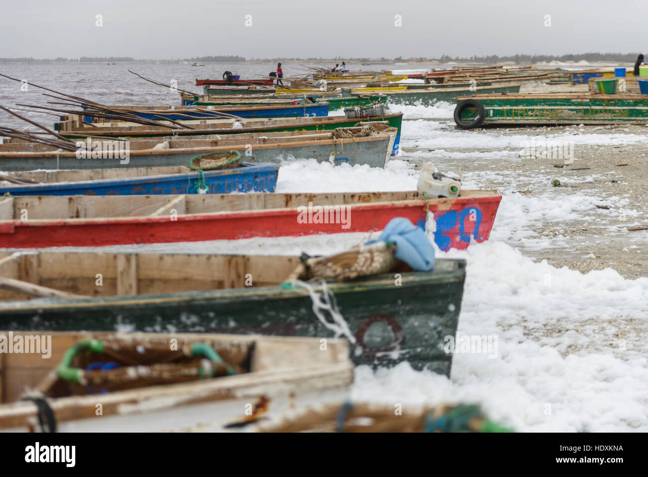 Lac Rose, au Sénégal Photo Stock - Alamy
