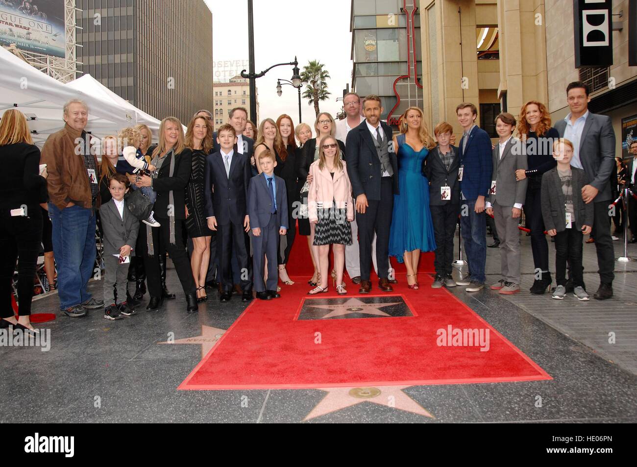 Ryan reynolds family Banque de photographies et d’images à haute ...