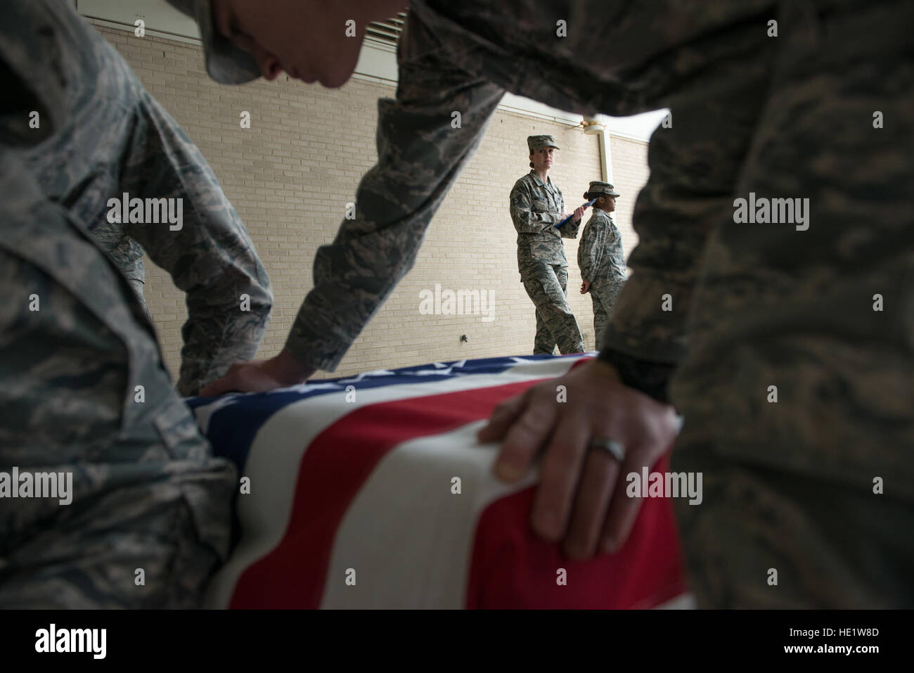 Comment dessiner un une base militaire Banque de photographies et d ...