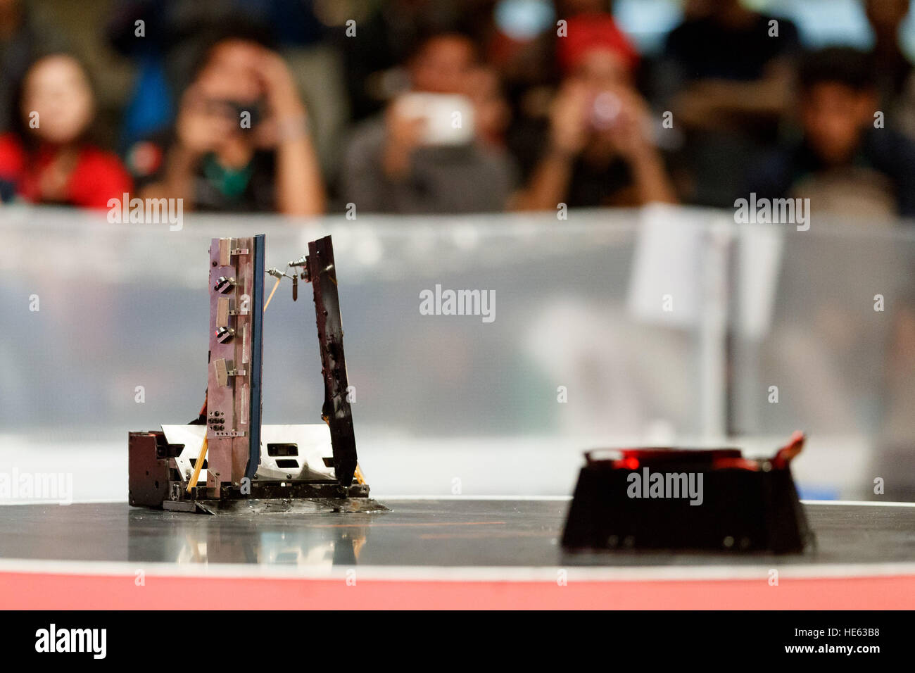 International robot sumo tournament Banque de photographies et d’images ...