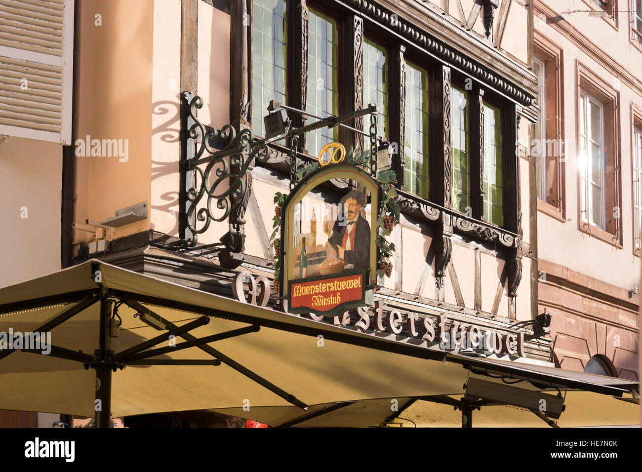 Winstub alsacien Banque de photographies et d’images à haute résolution ...