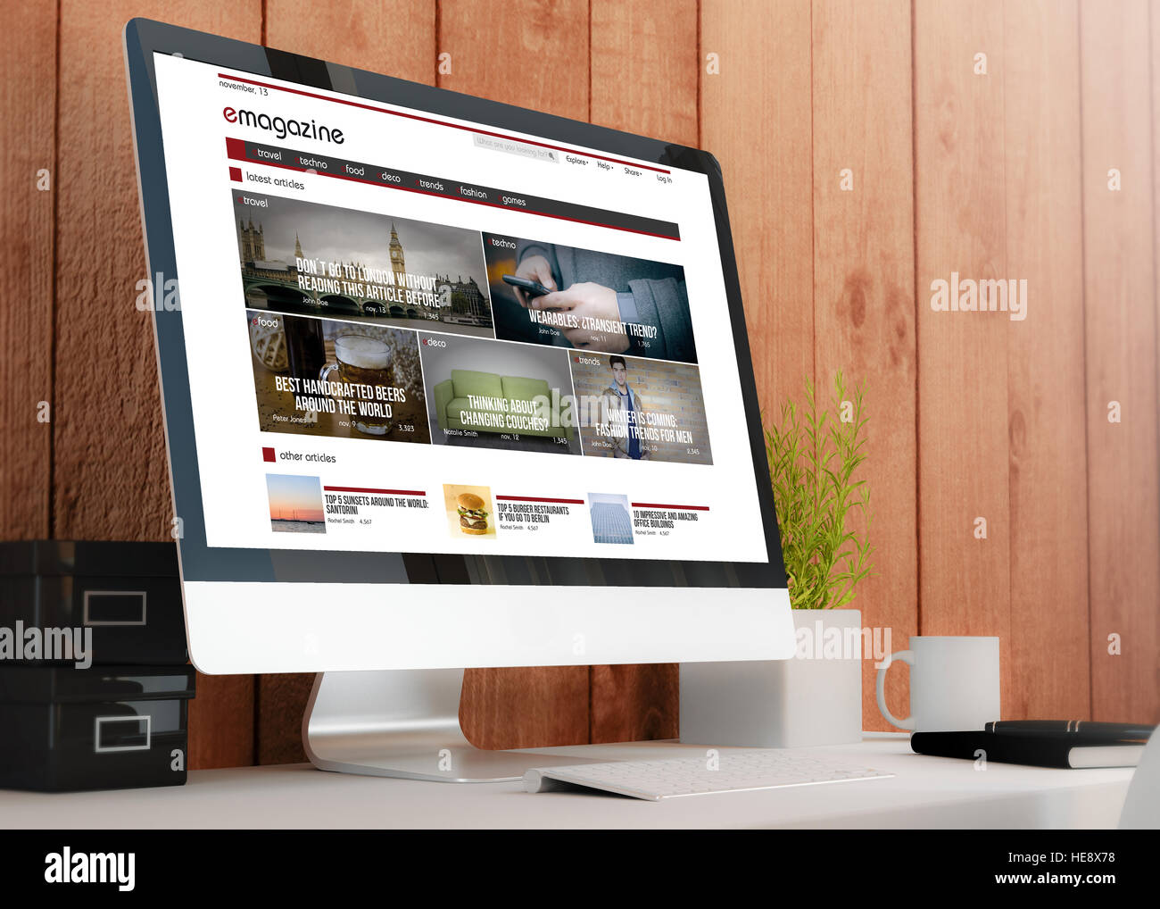 Espace de travail moderne en bois avec computer magazine. Tous les ...