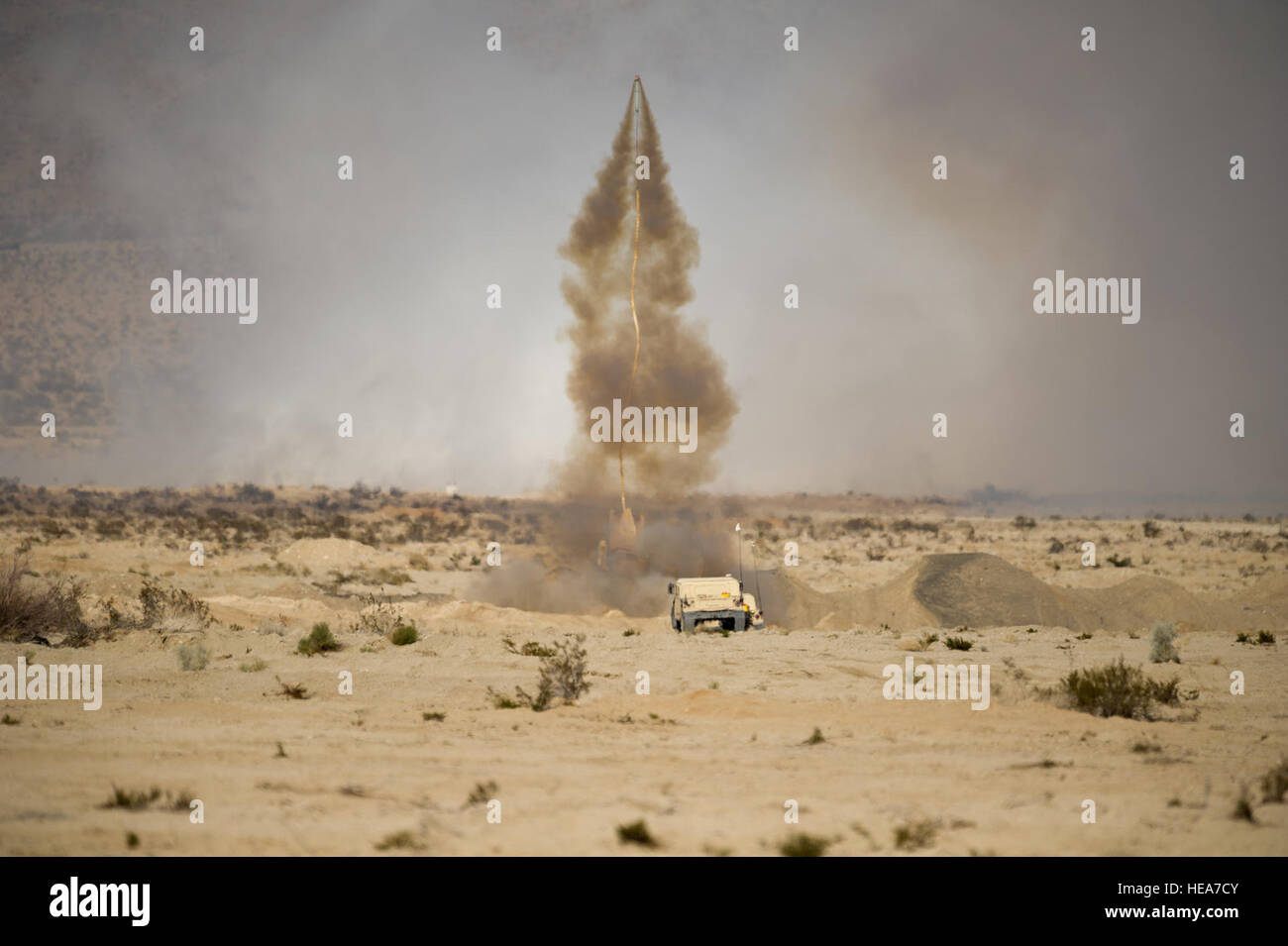 M58 mine clearing line charge Banque de photographies et d’images à ...