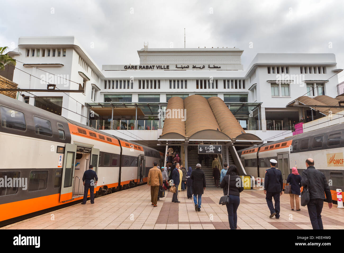 Rabat railway station Banque de photographies et d’images à haute ...