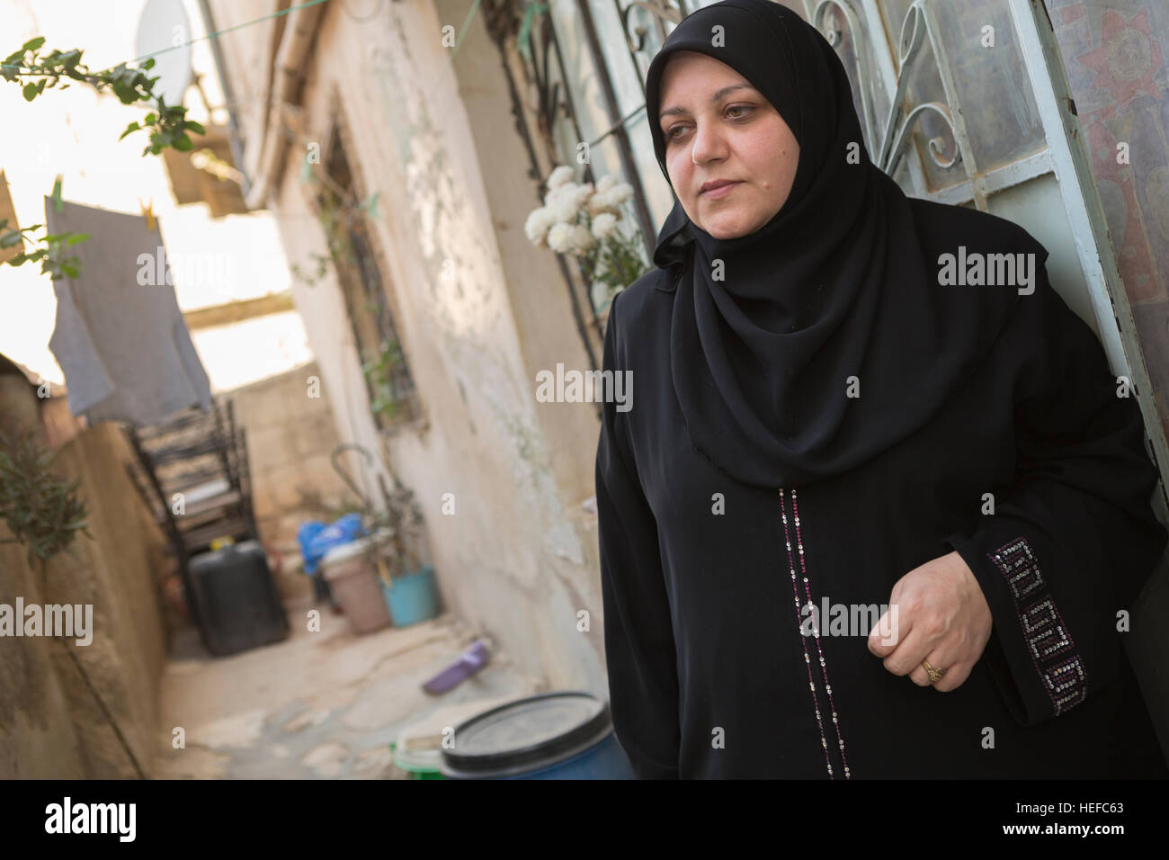 Muslim woman outfit Banque de photographies et d’images à haute ...