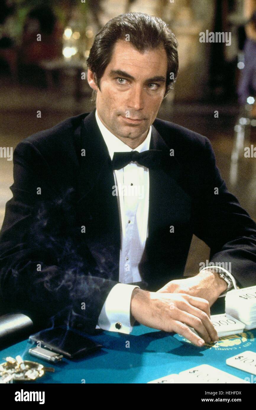 Timothy Dalton James Bond Banque d'image et photos - Alamy