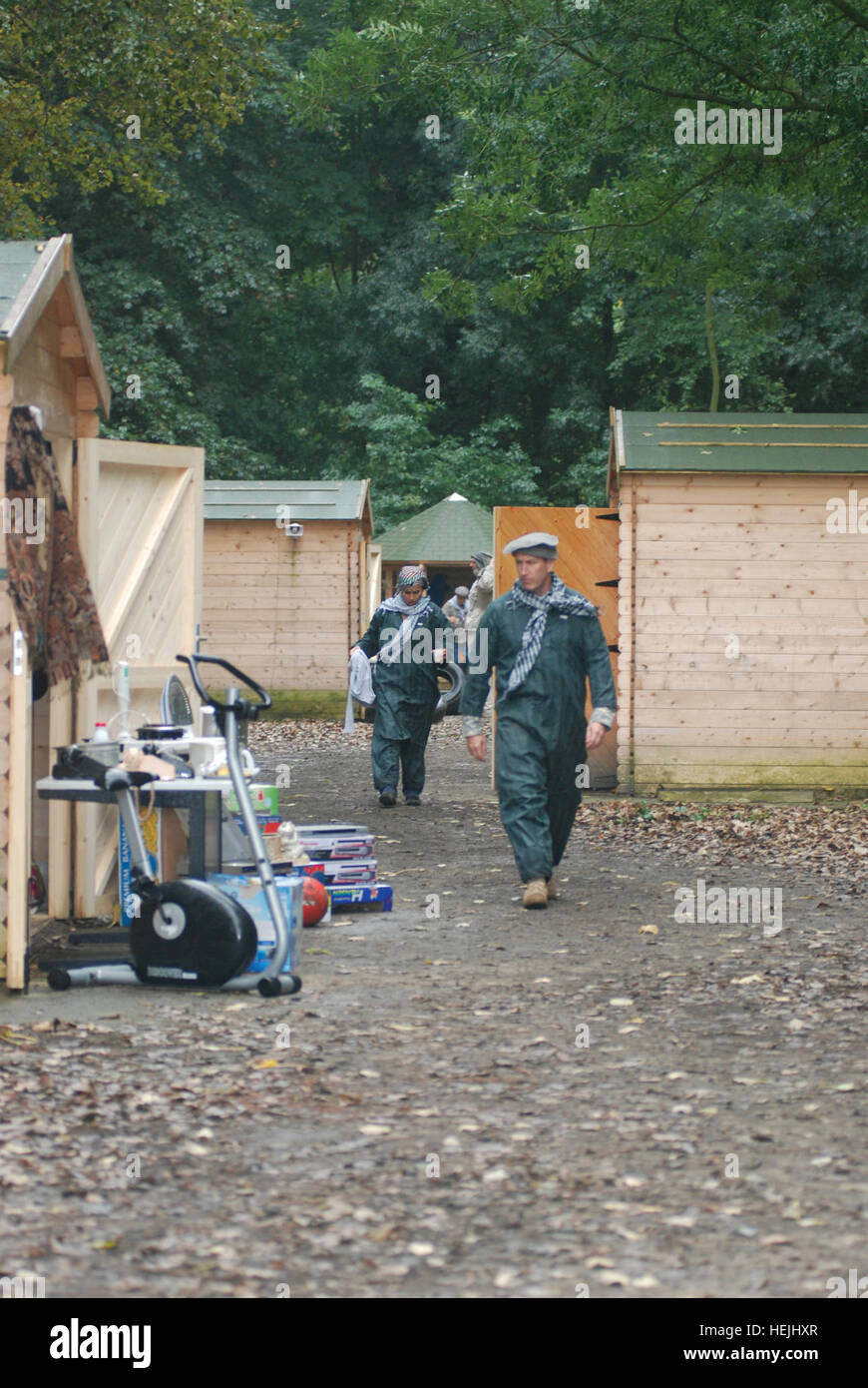 Le colonel Scott St. Cyr, commandant du 650e Groupe de renseignement ...