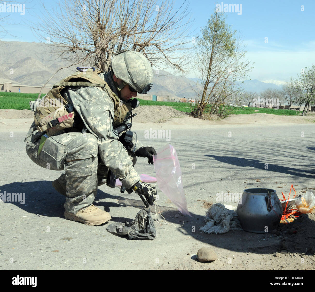 764th ordnance company explosive ordnance disposal Banque de ...