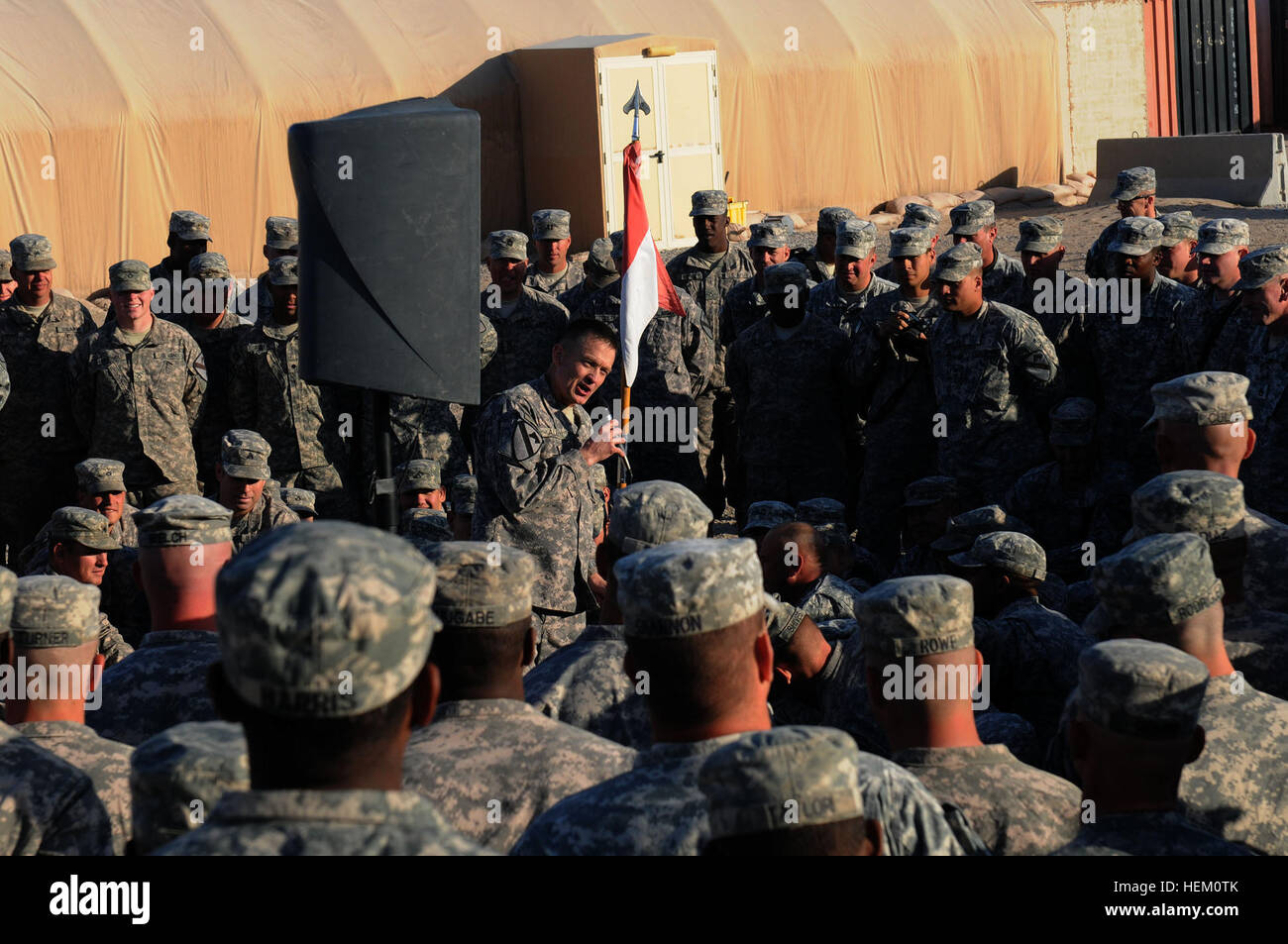 Des soldats des troupes Delta, 1er Escadron, 7e régiment de cavalerie ...