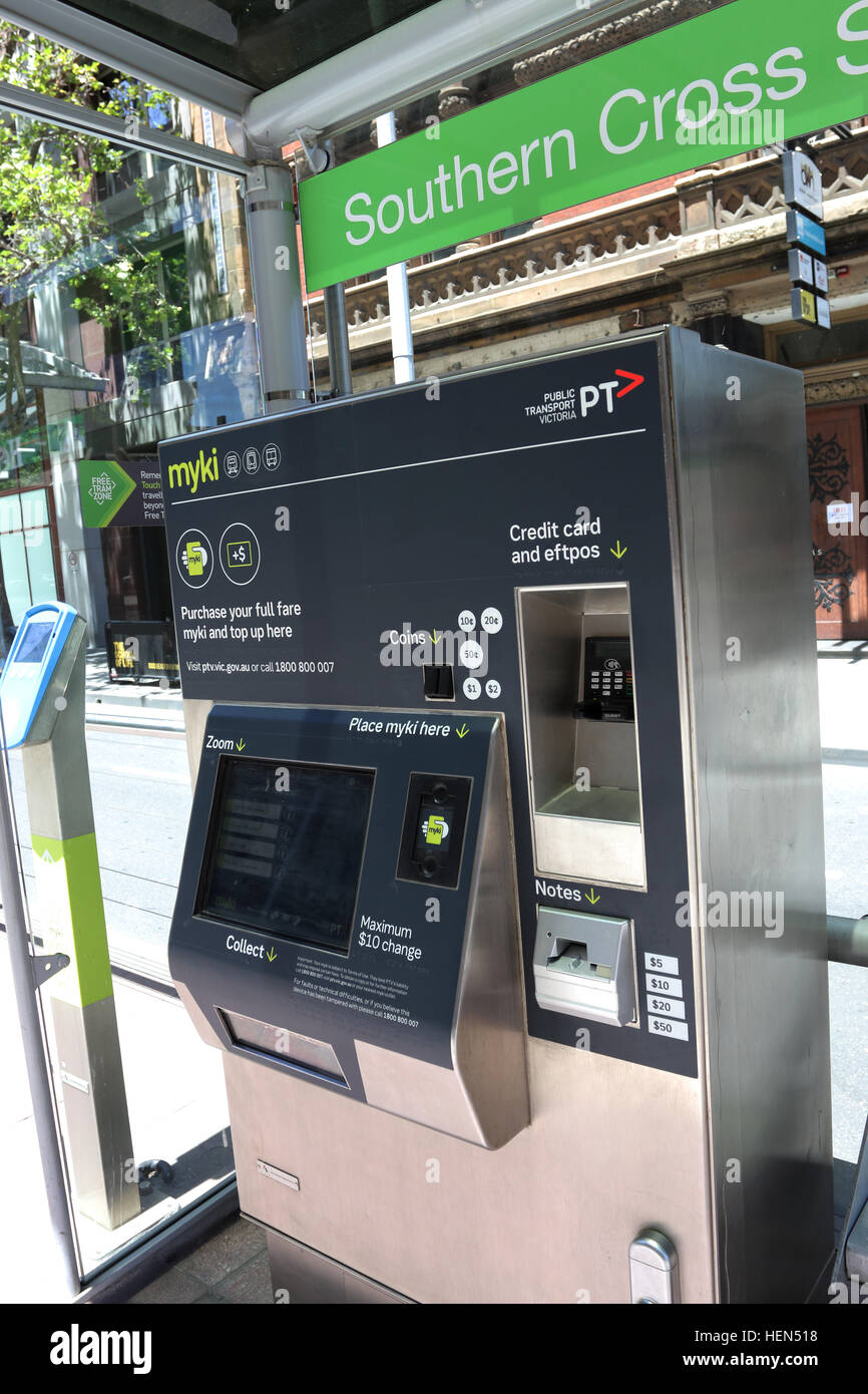 Tram ticket vending machine Banque de photographies et d’images à haute ...