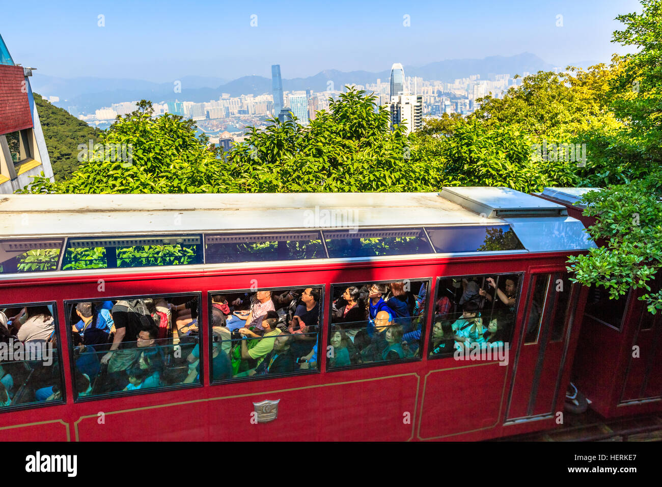 Peak tram hong kong Banque de photographies et d’images à haute ...