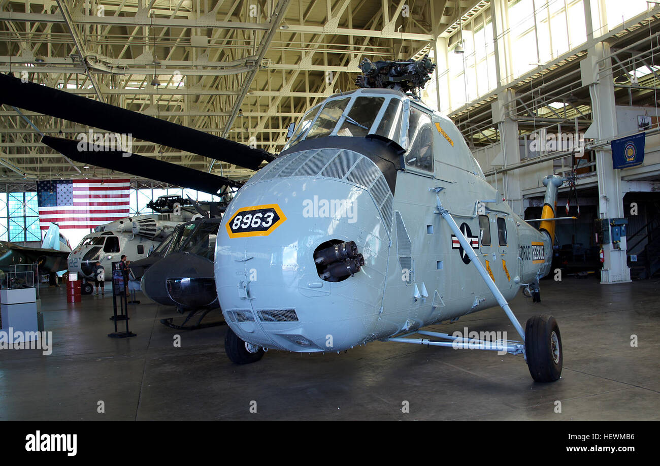 Sikorsky h 34 choctaw Banque de photographies et d’images à haute ...