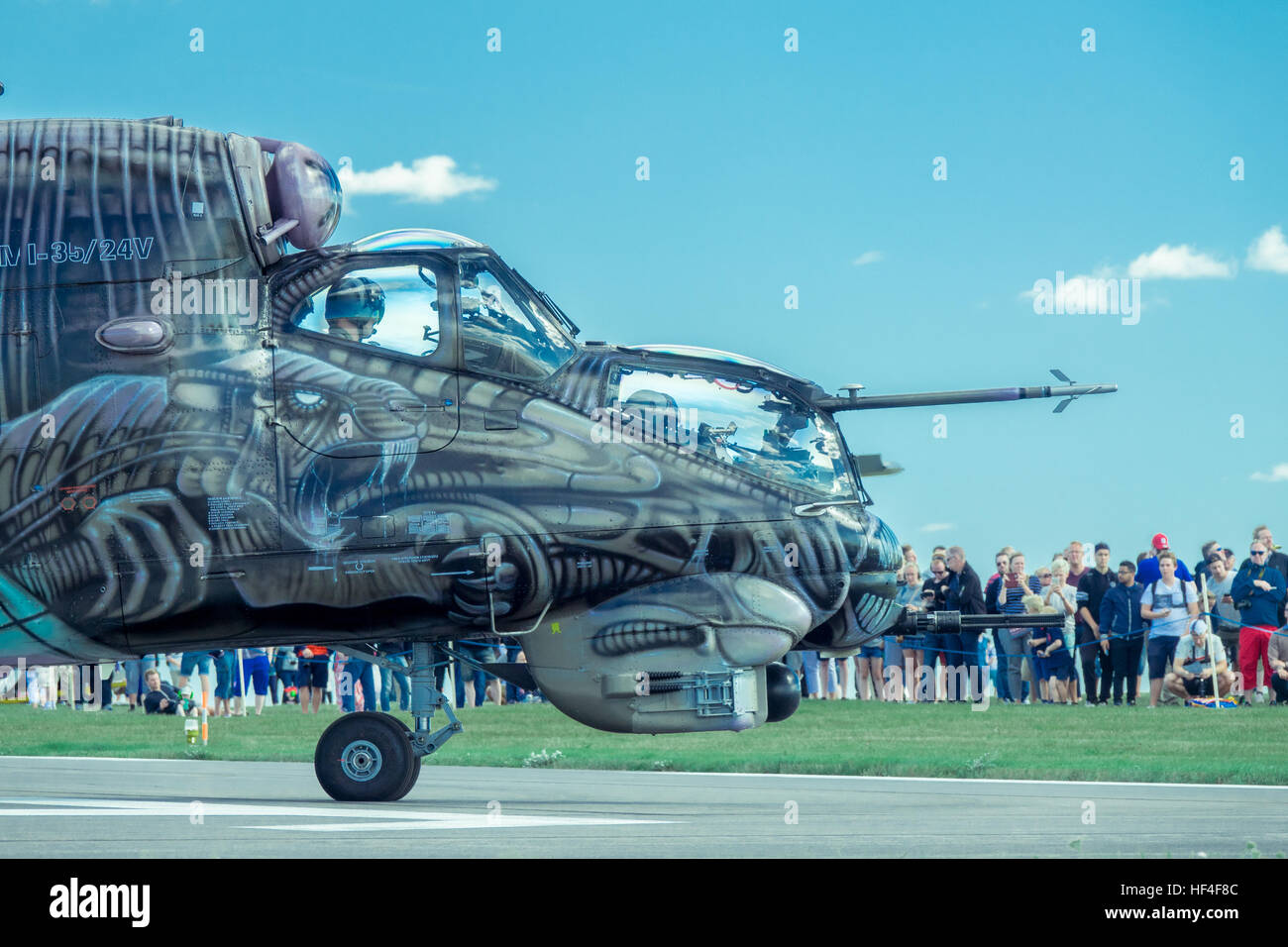 Alien tiger mi 24 czech army Banque de photographies et d’images à ...