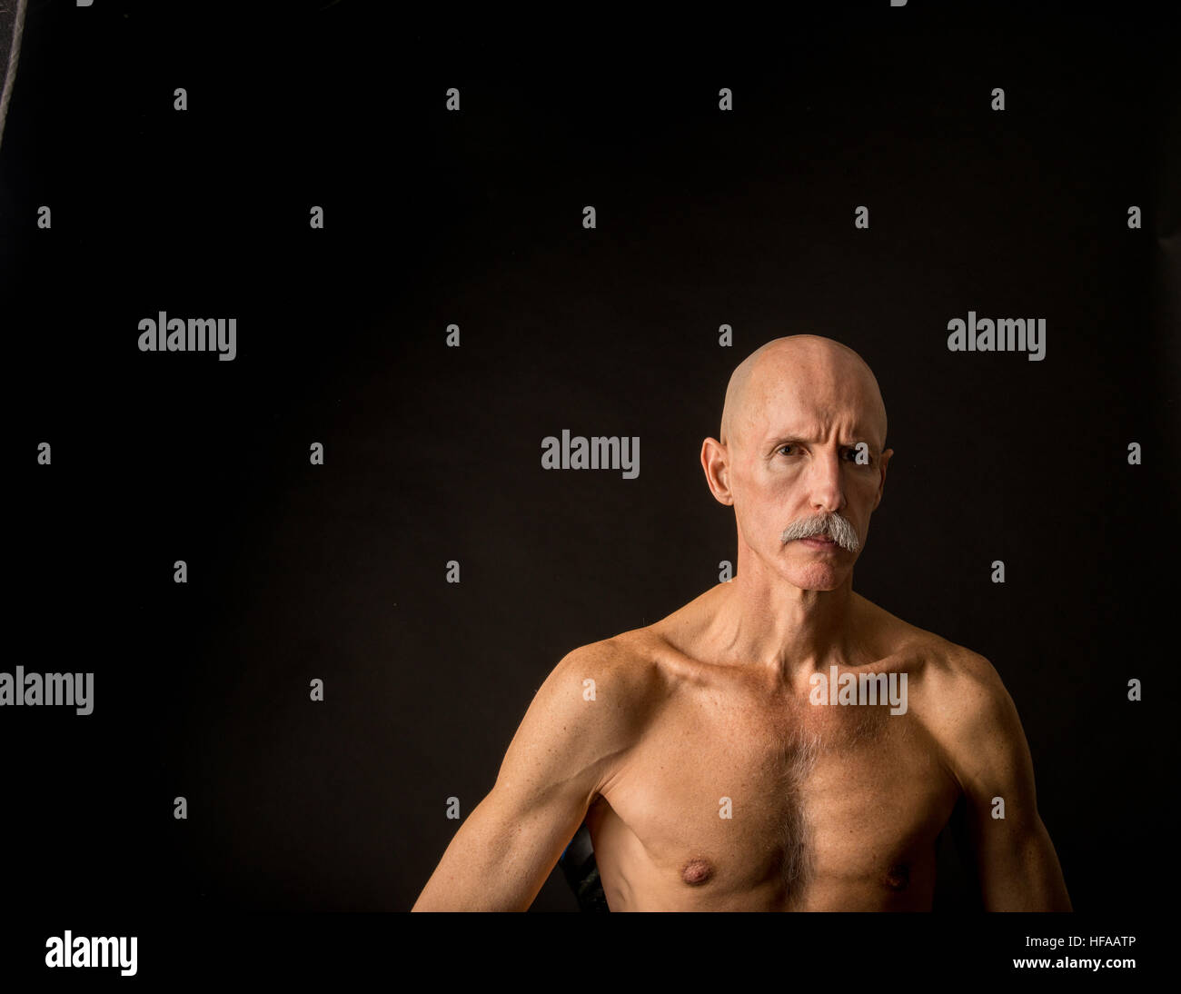 Vieil homme chauve Photo Stock - Alamy
