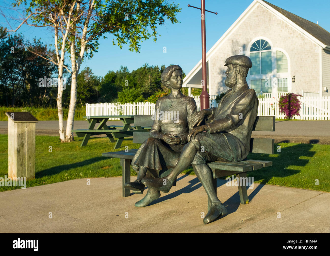 Statue alexander graham bell baddeck Banque de photographies et d ...
