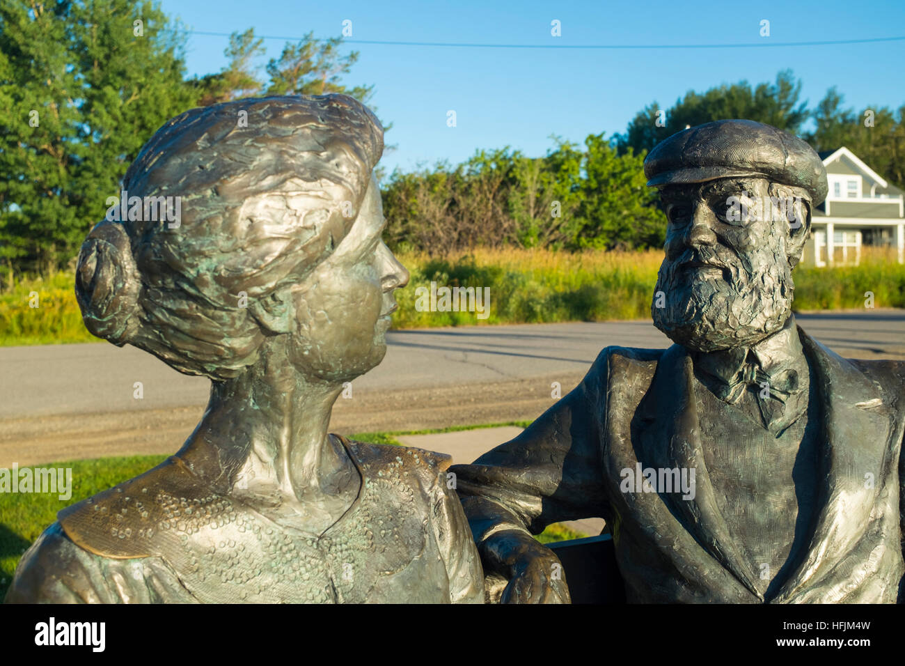 Statue alexander graham bell baddeck Banque de photographies et d ...