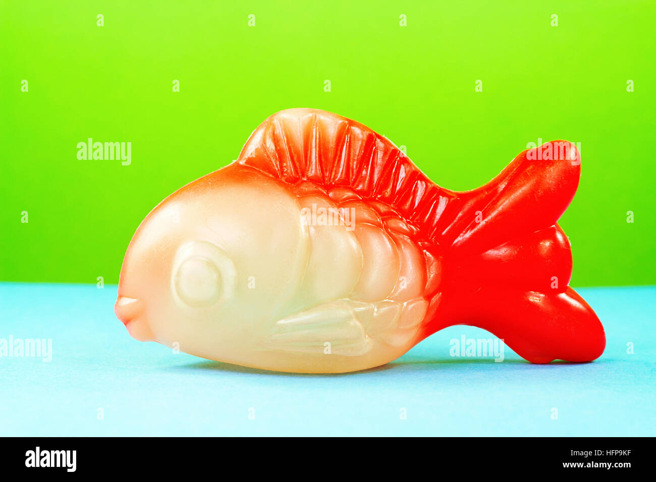 Poisson en plastique Banque de photographies et d’images à haute ...