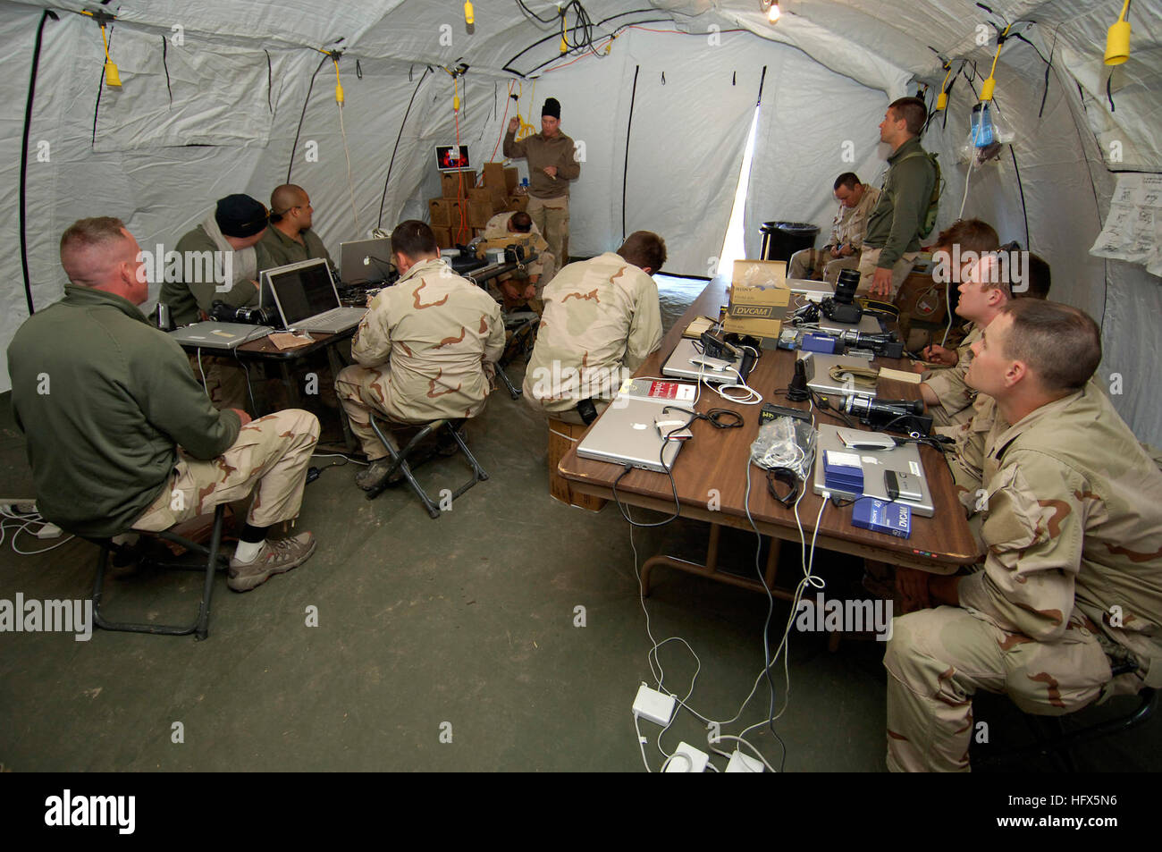 090219-N-6477M-151 Camp Pendleton, en Californie (fév. 19, 2009) Les ...